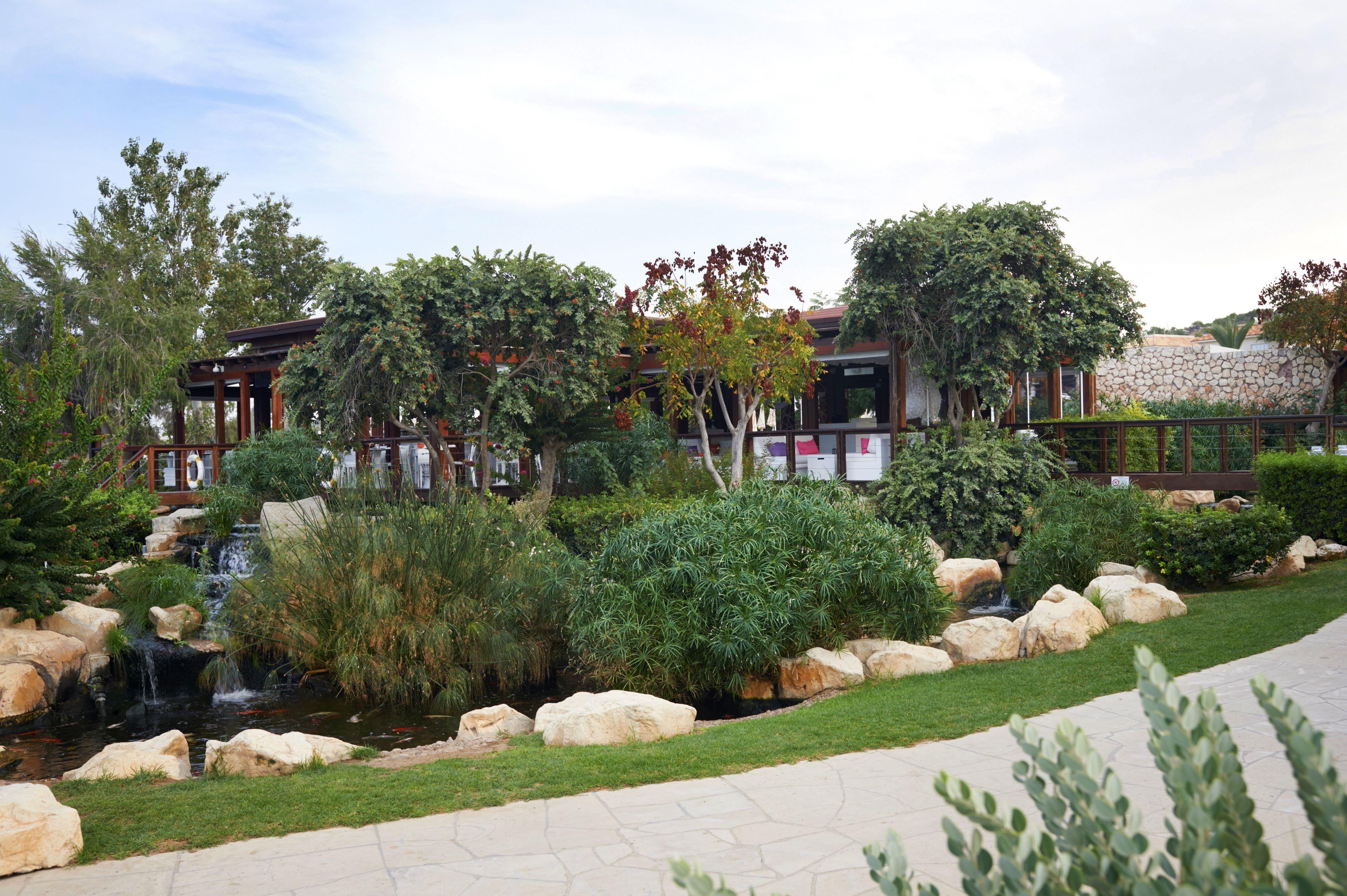 HOTEL CAPO BAY | ⋆⋆⋆⋆⋆ | PROTARAS, CYPRUS | SEASON DEALS FROM €377